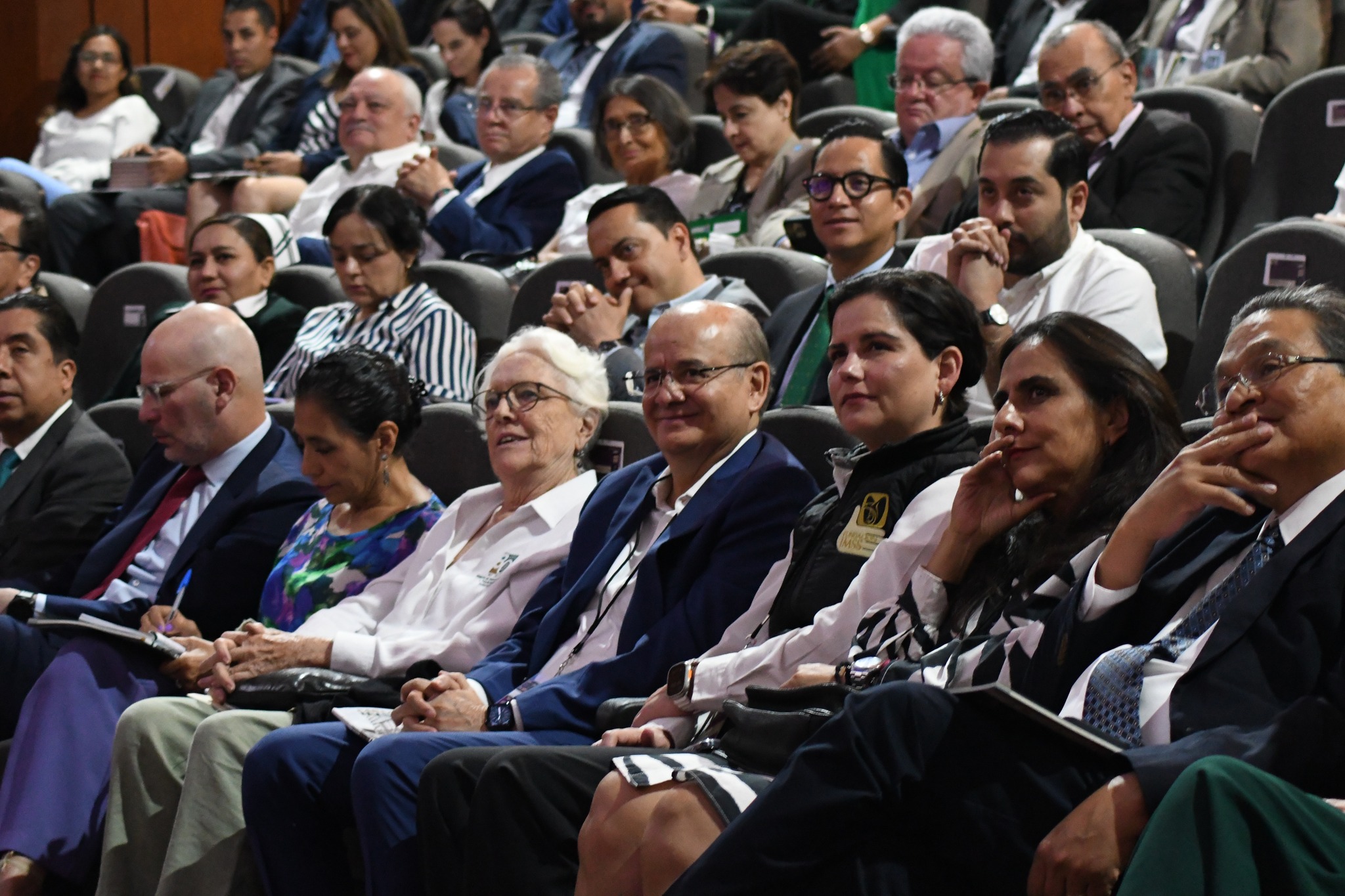 Presentación de la colección editorial “80 años en el IMSS” | Fundacion ...